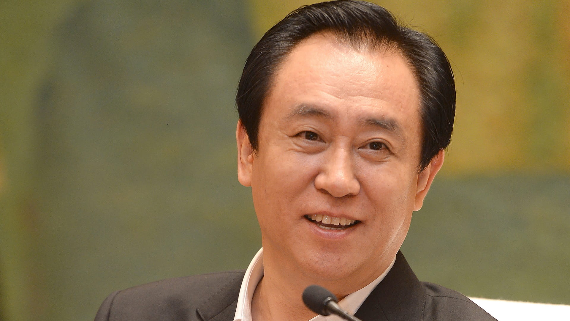 Chinese govt summons Evergrande founder after warning on funds